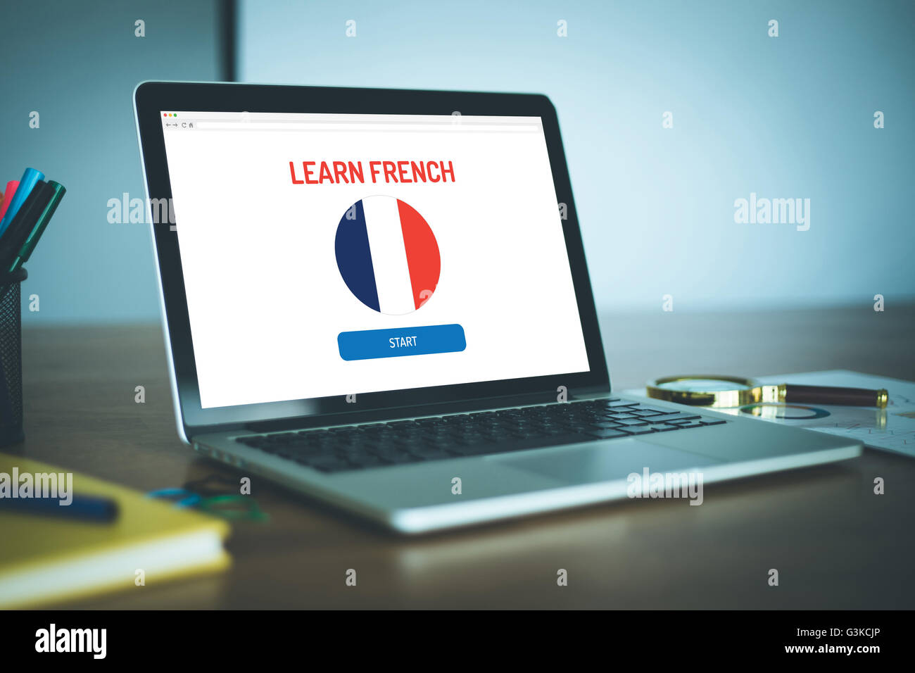 ONLINE EDUCATION LEARN FRENCH CONCEPT Stock Photo - Alamy