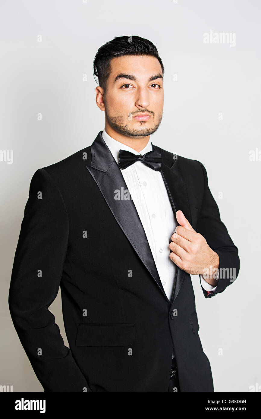 1 Businessman mode Attitude standing pose Stock Photo - Alamy