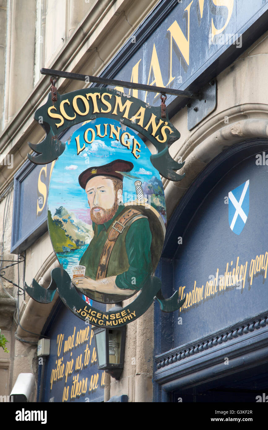 Scotland pub drink hi-res stock photography and images - Alamy