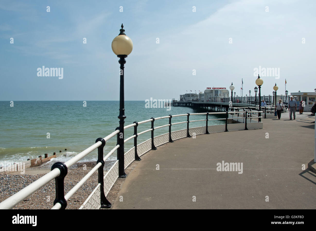 Worthing street view hi-res stock photography and images - Alamy