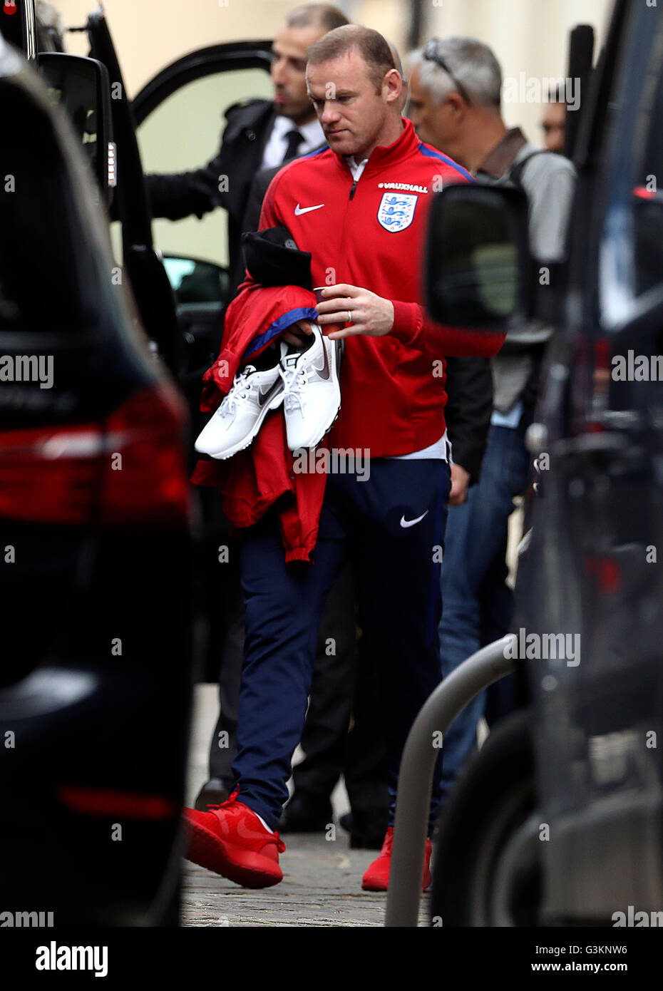 England's Wayne Rooney boards a coach ahead of a days golf Stock Photo ...