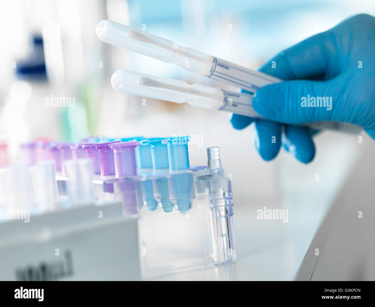 Dna analysis dna test hi-res stock photography and images - Alamy