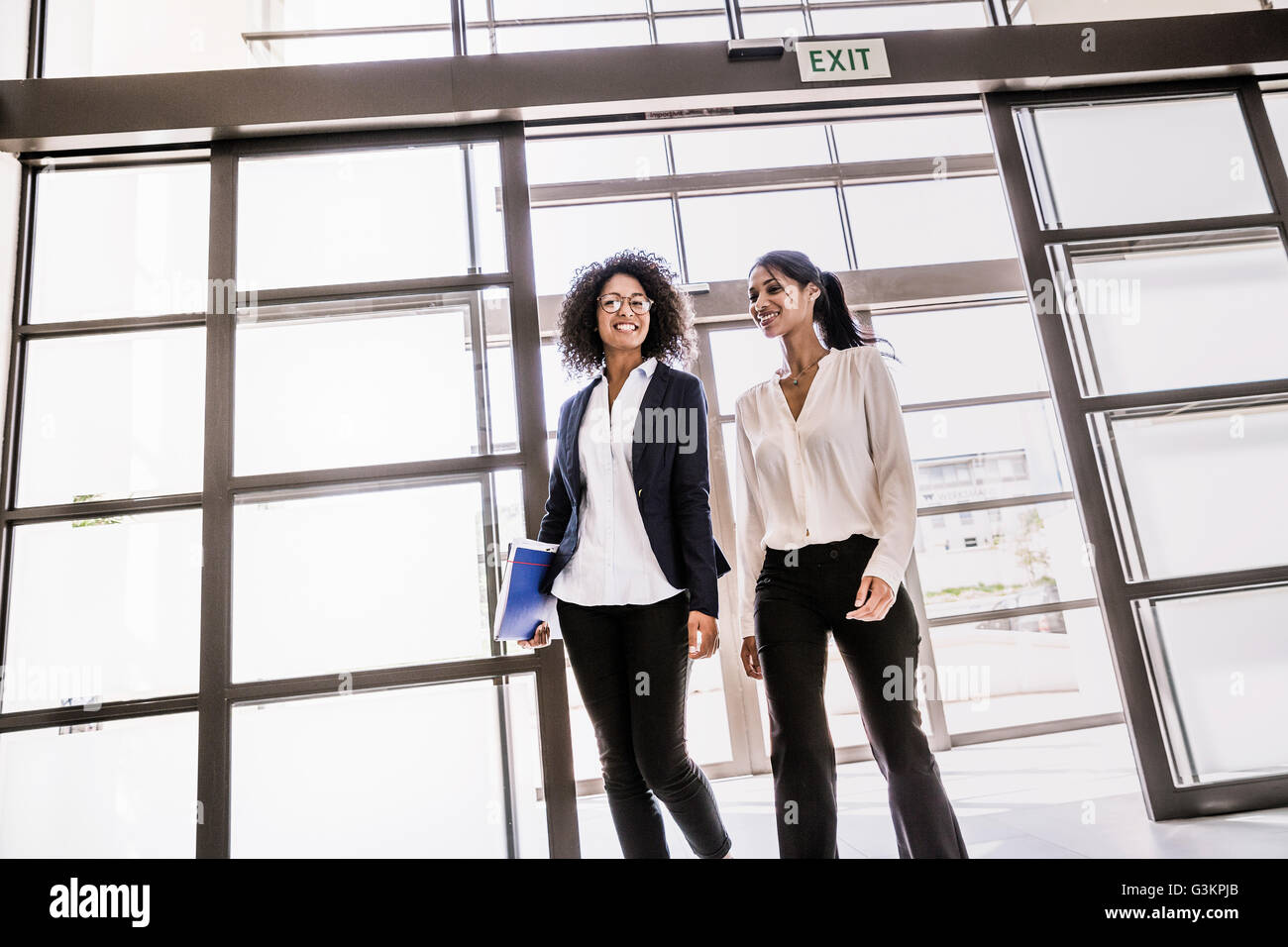 Arriving at the office hi-res stock photography and images - Alamy