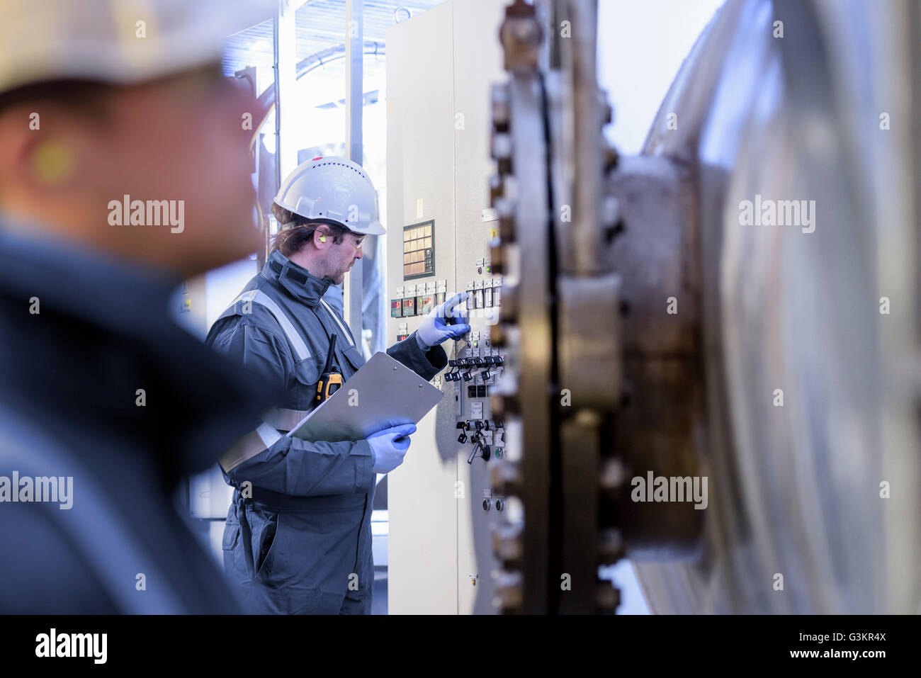 Machinery people safety hi-res stock photography and images - Alamy