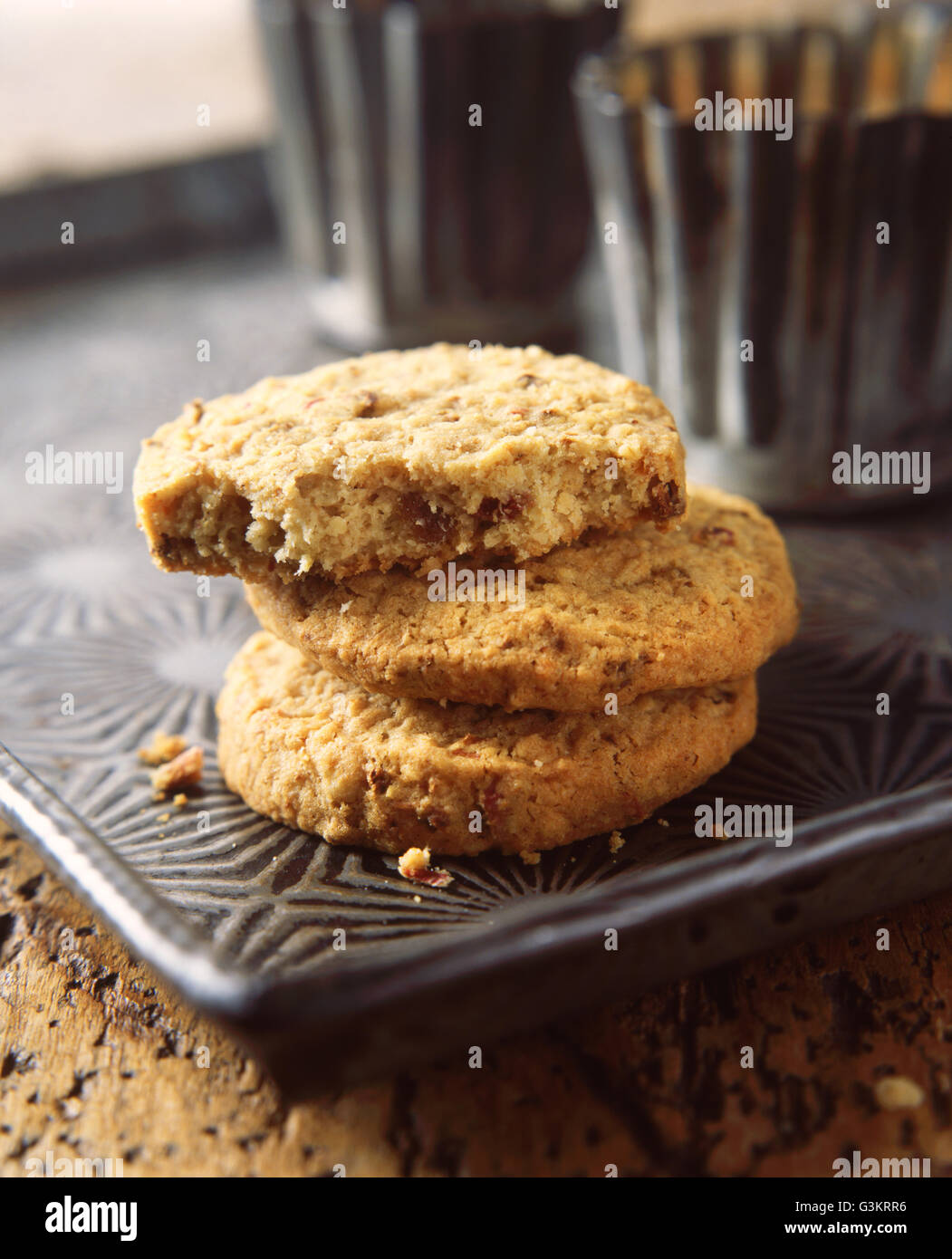 Ginger biscuits stacked hi-res stock photography and images - Alamy