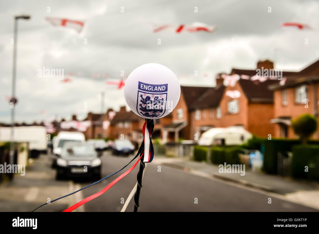 Aerial support hi-res stock photography and images - Alamy