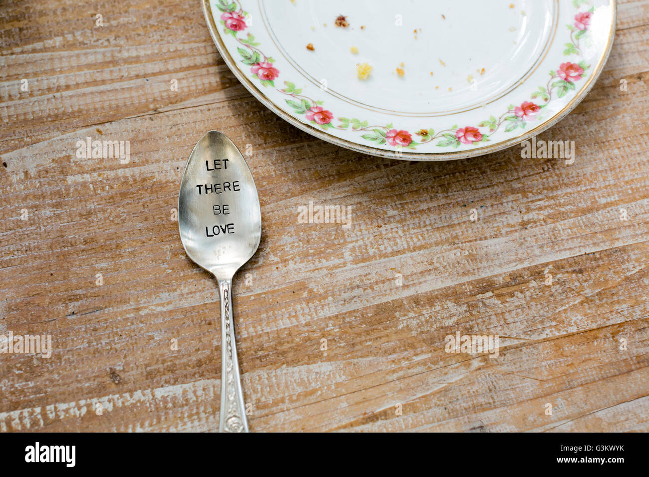 Engraved wood plate hi-res stock photography and images - Alamy