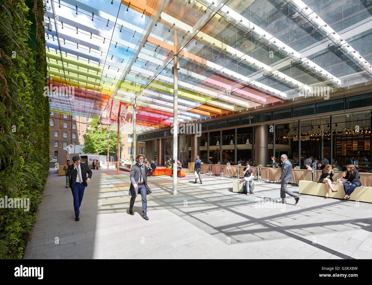 Public realm seating High Resolution Stock Photography and Images - Alamy