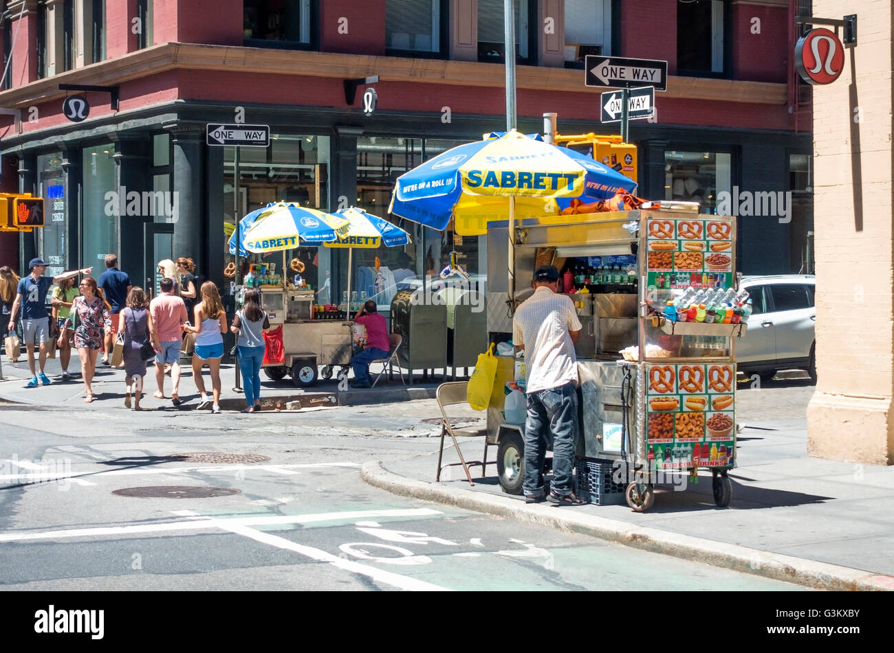 Sabrett hi-res stock photography and images - Alamy