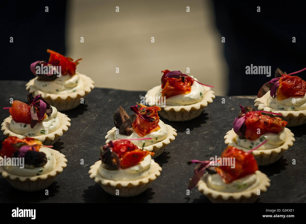 Canapes hi-res stock photography and images - Alamy