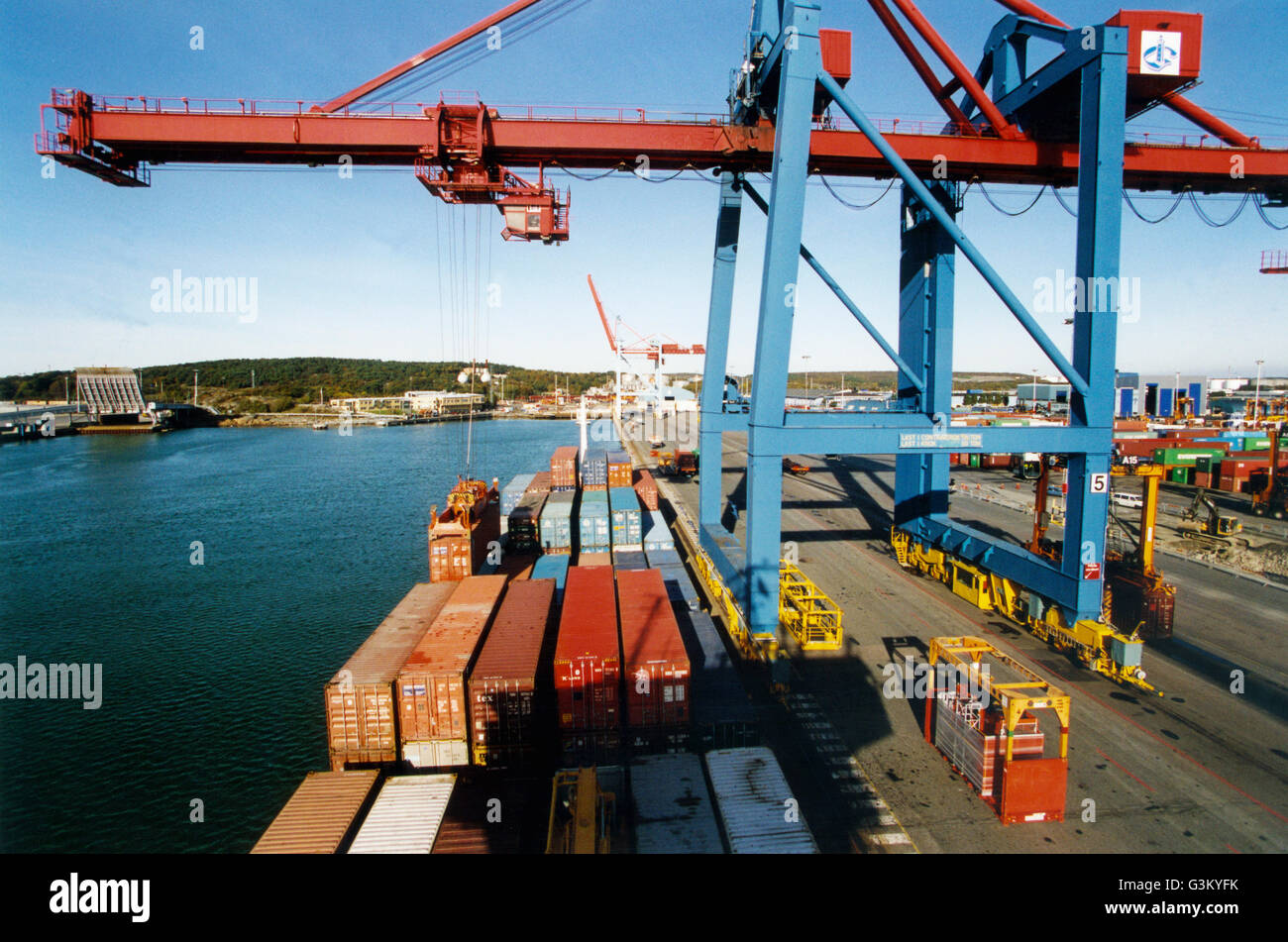 Cargo export hi-res stock photography and images - Alamy