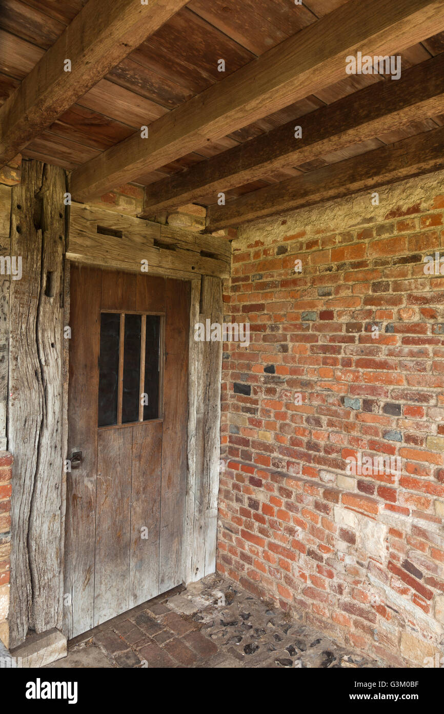 Old english brick house entrance hi-res stock photography and images ...