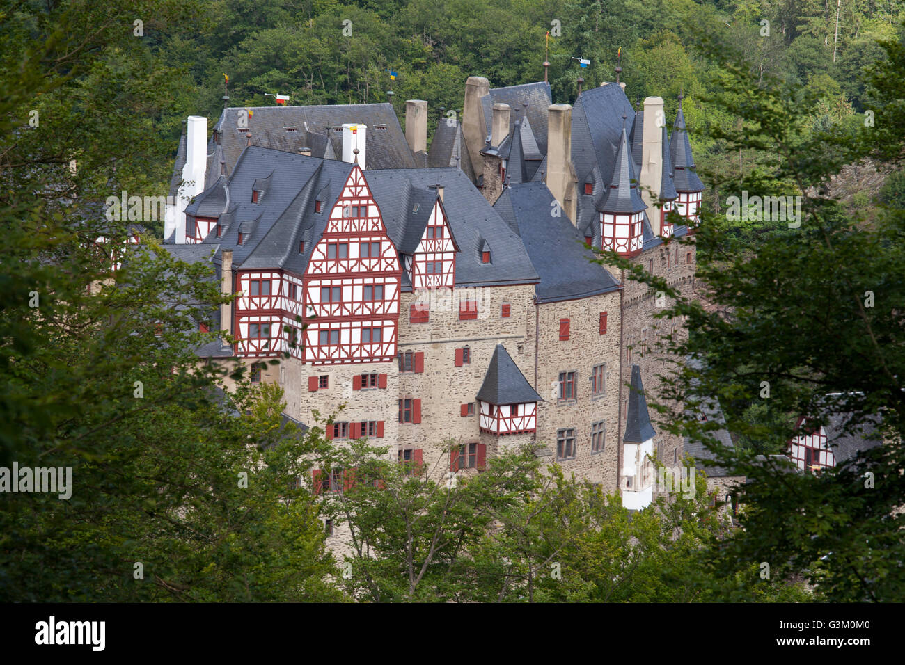 Eltz castle muenstermaifeld eifel hi-res stock photography and images ...