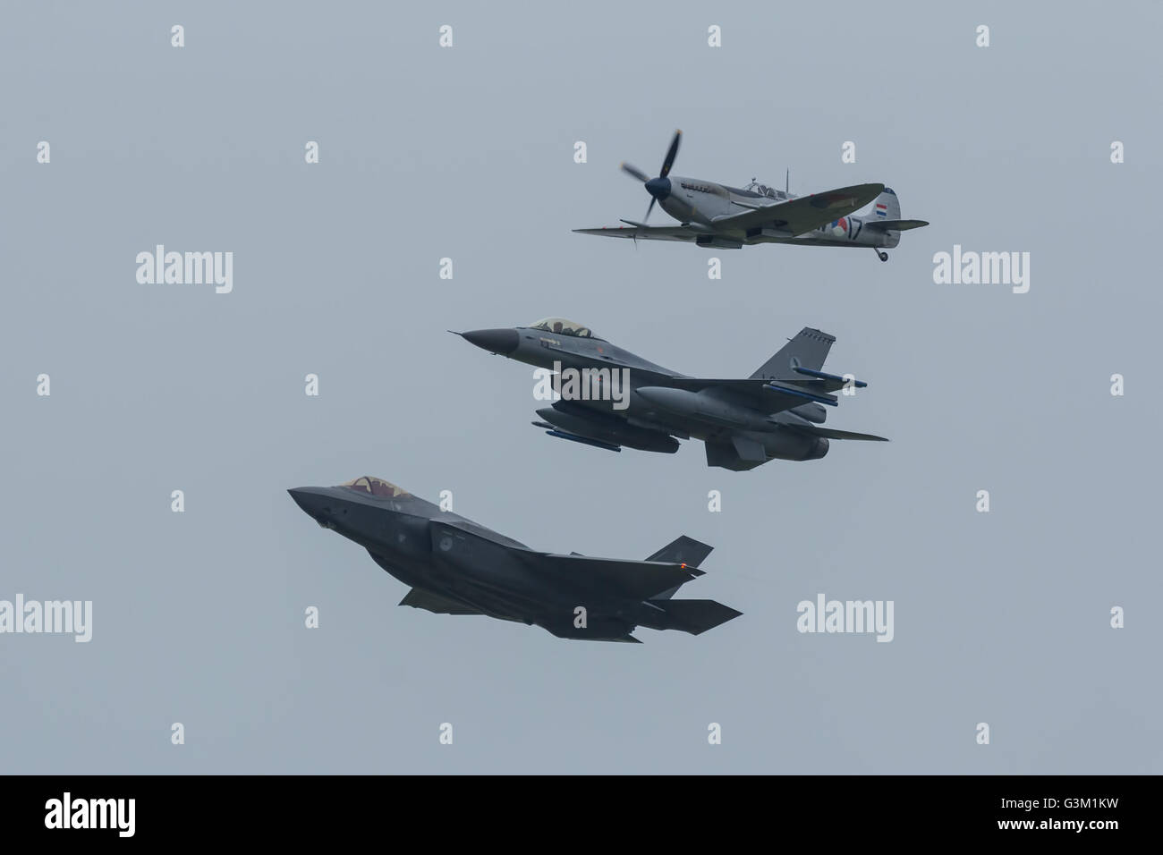 Three generations fighter aircraft Stock Photo - Alamy