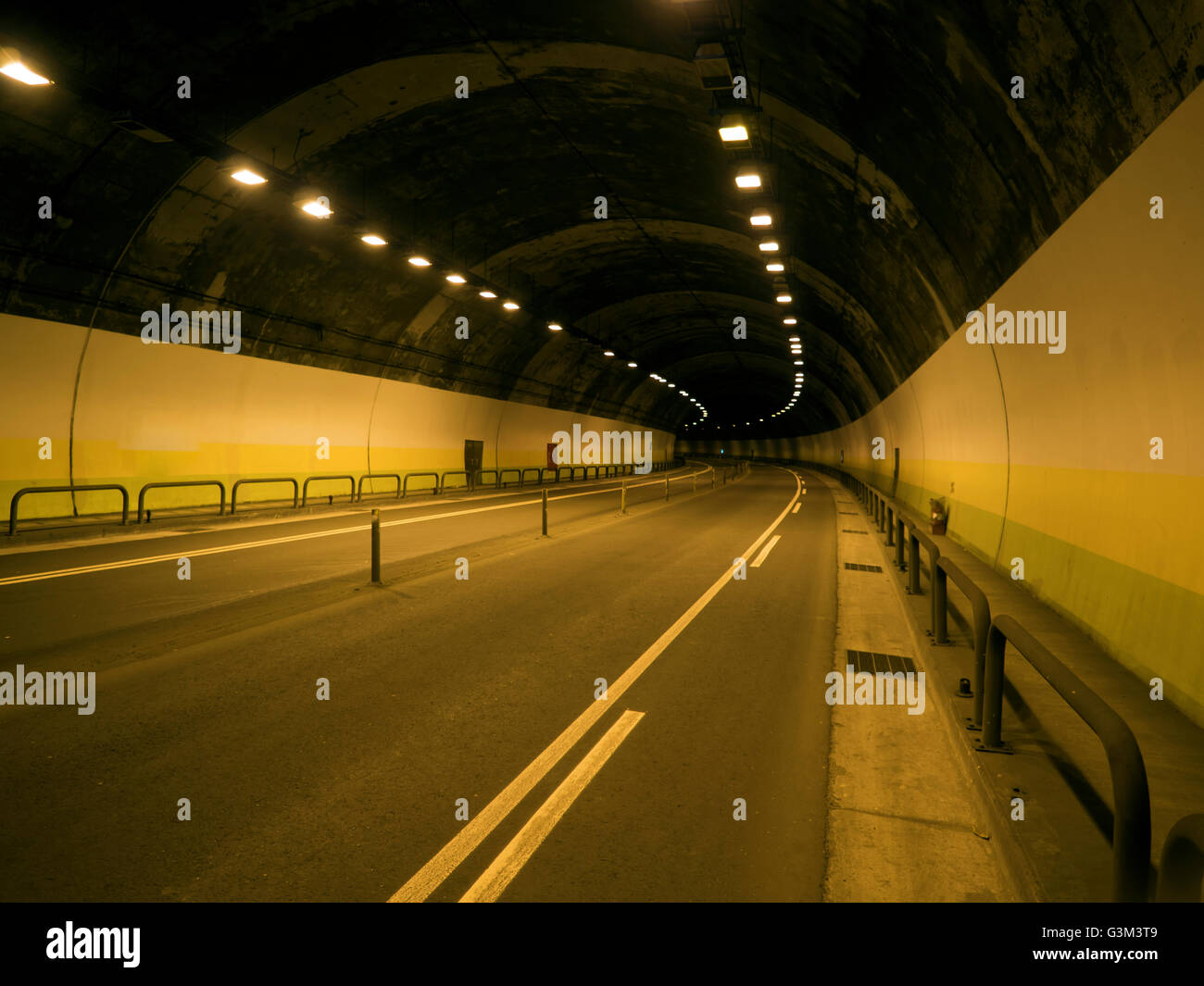 Abstract tunnel trajectory hi-res stock photography and images - Alamy