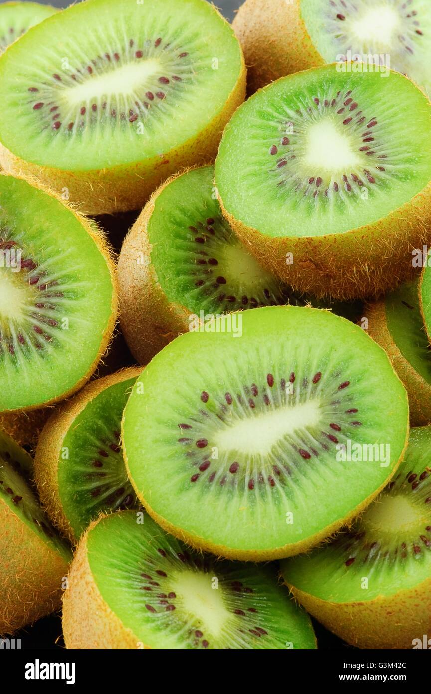 Food Kiwi Fruit slices. Close-up Stock Photo - Alamy