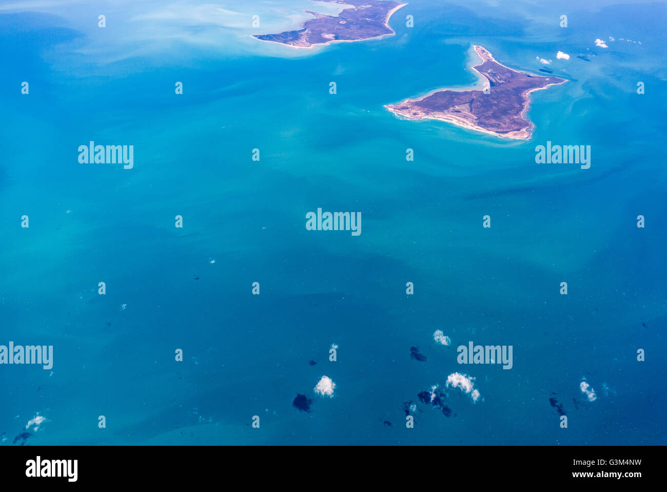 Airplane window lookout Stock Photo - Alamy