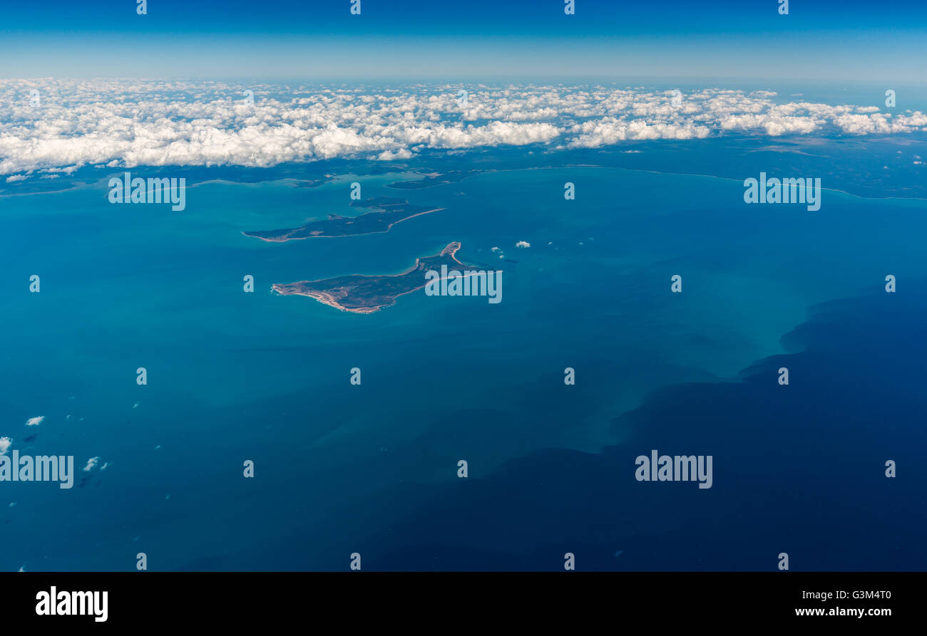 Airplane window lookout Stock Photo - Alamy