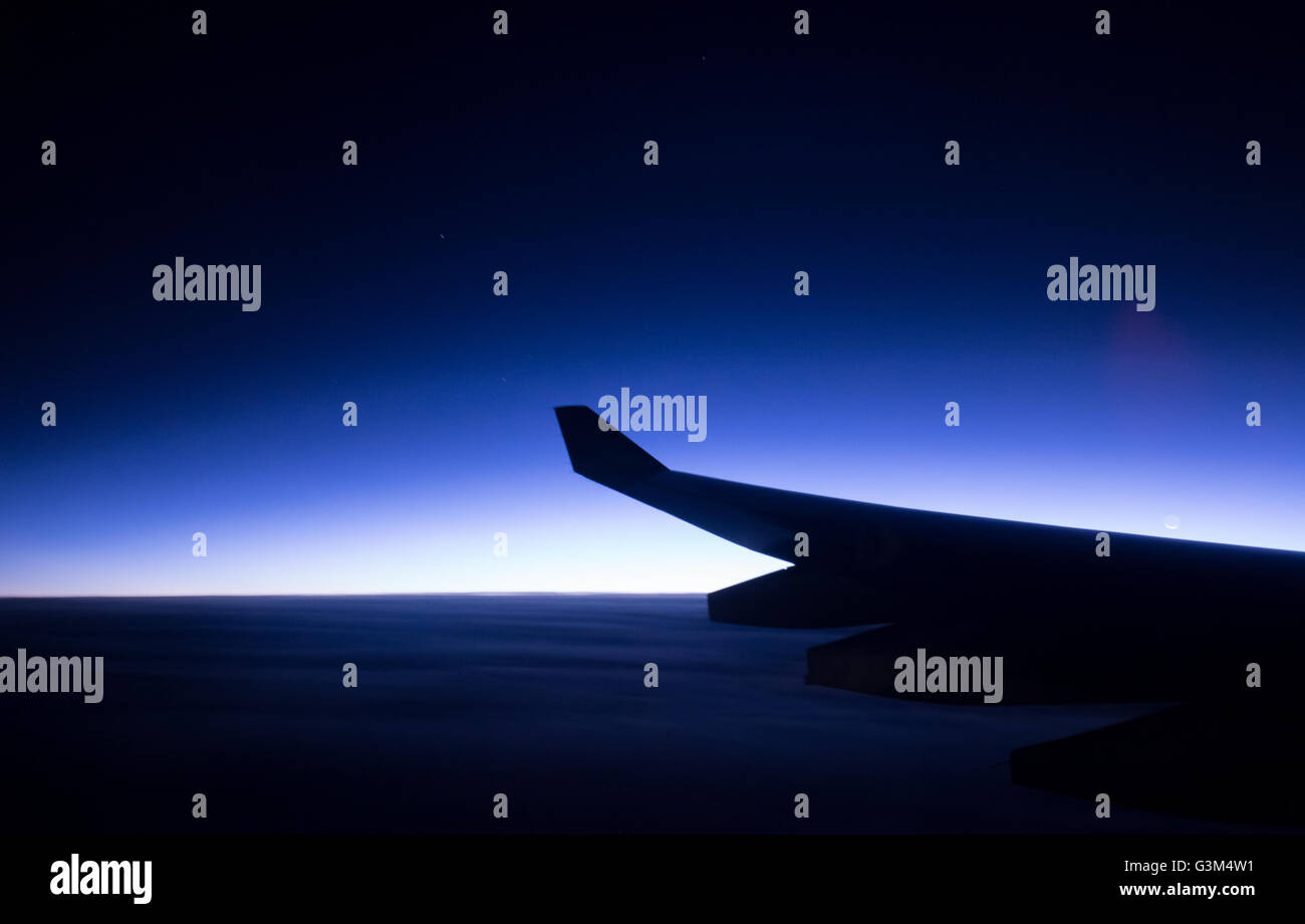 Airplane window lookout Stock Photo - Alamy