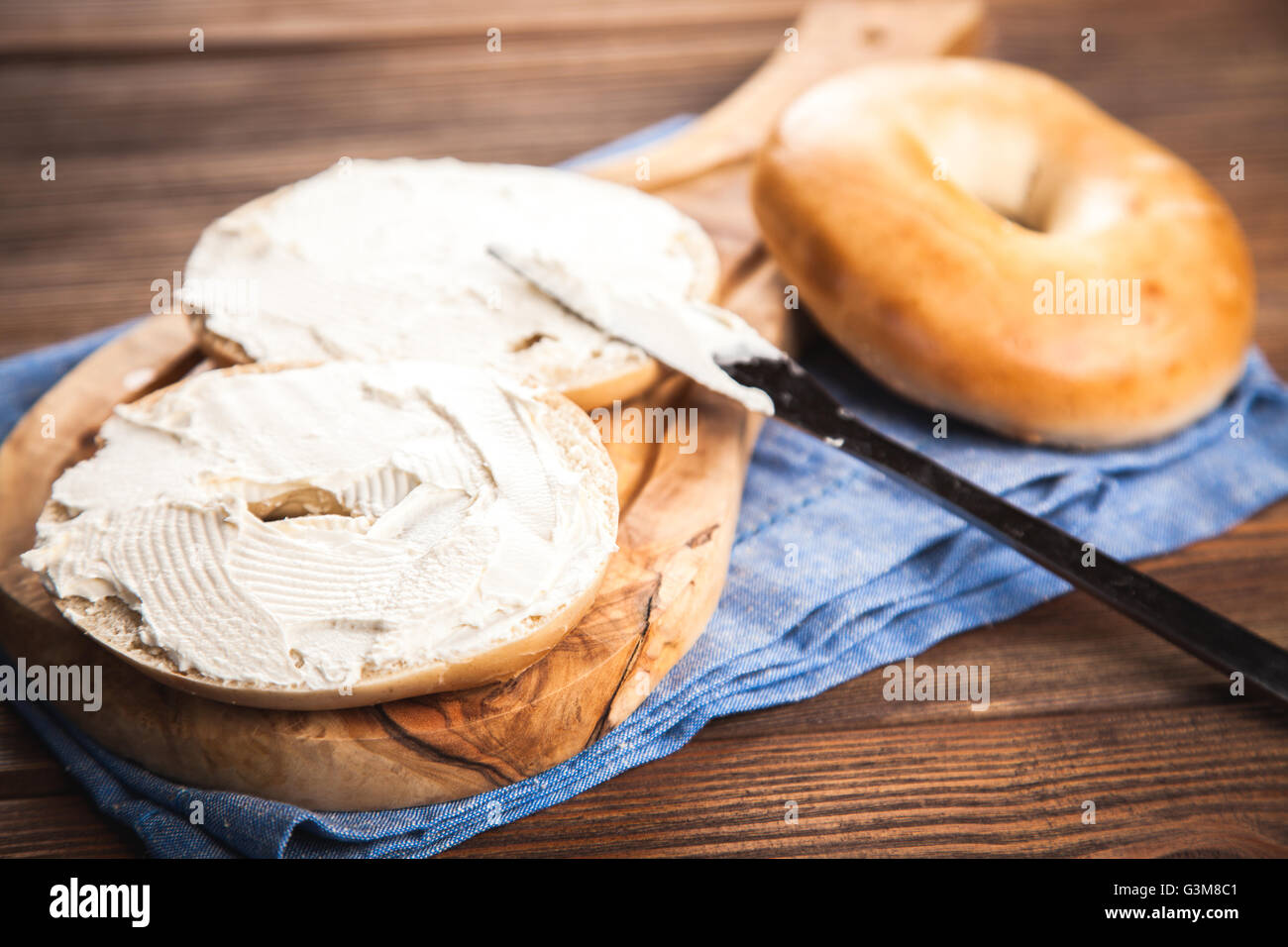 Bagels with cream cheese Stock Photo - Alamy