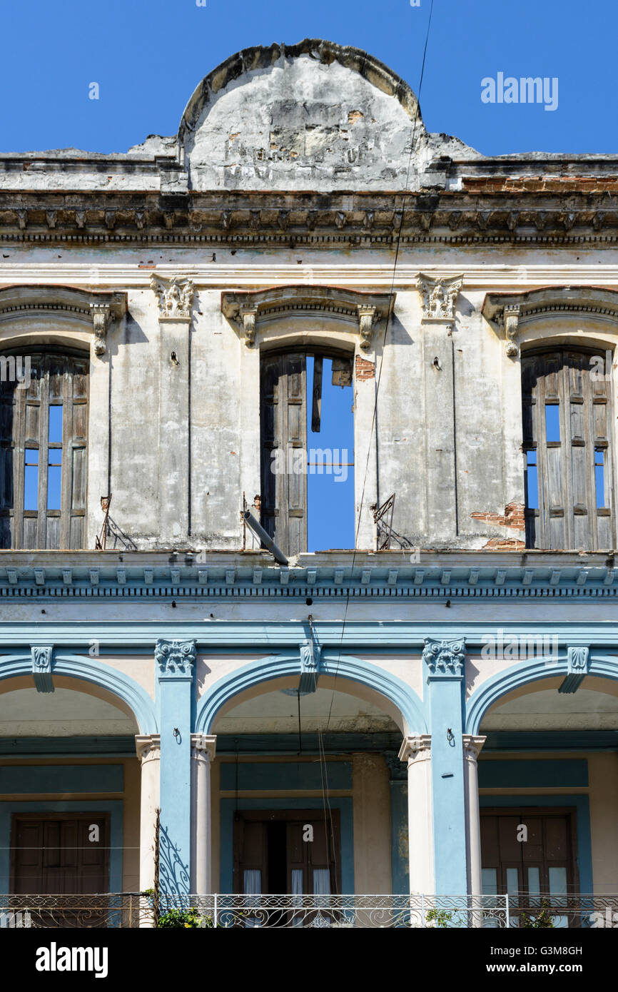 Havana cuba derelict building hi-res stock photography and images - Alamy