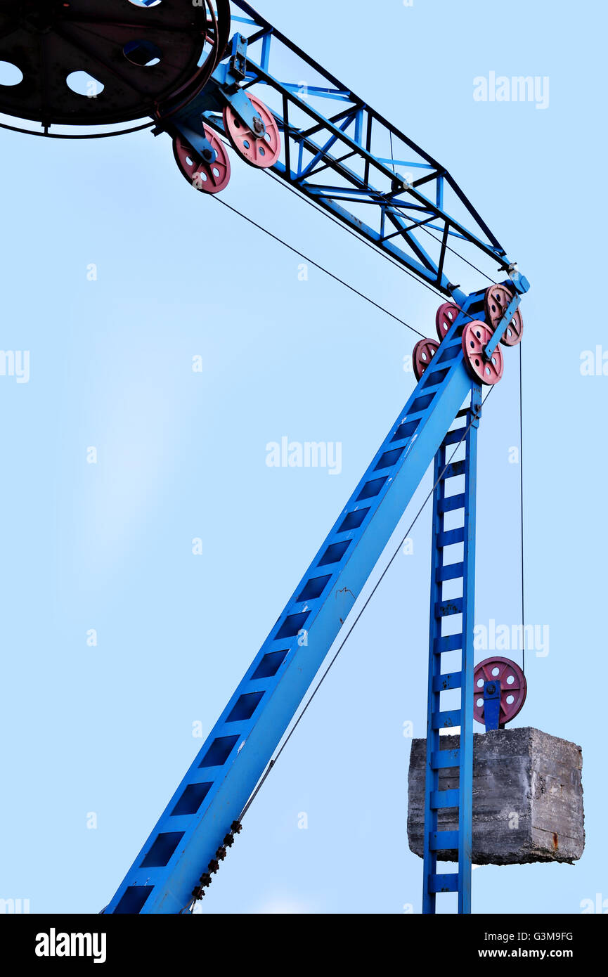 Yellow cable car mechanism hi-res stock photography and images - Alamy
