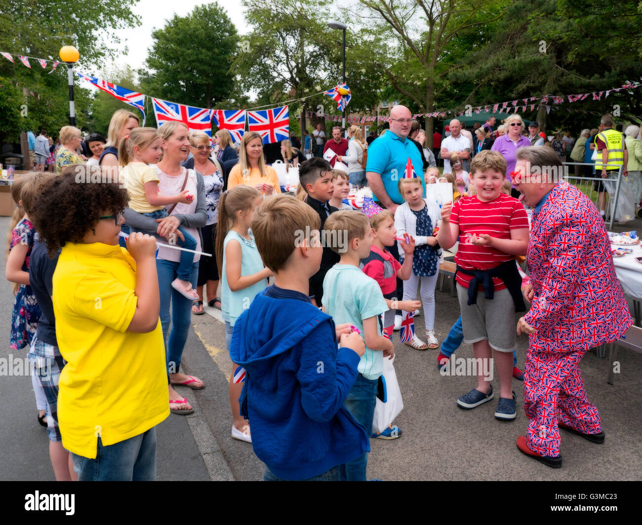 Queen elizabeth birthday party hi-res stock photography and images - Alamy