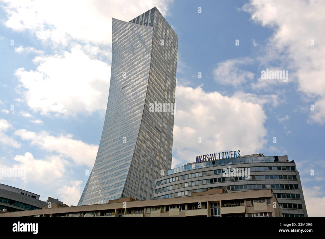 futuristic building Warsaw towers business center, Sienna, Warsaw ...