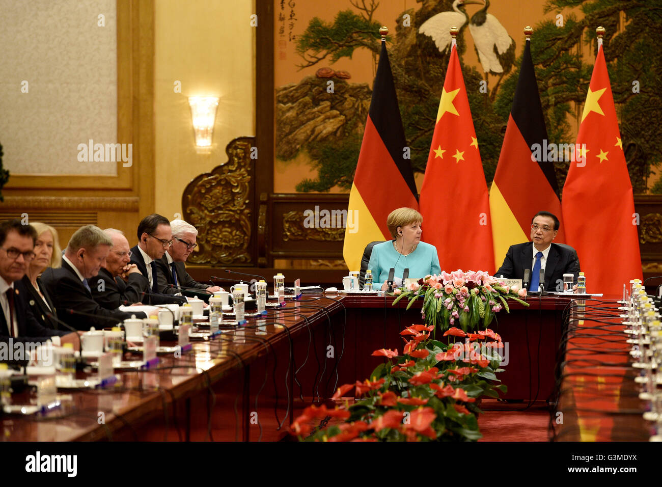 German Chancellor Angela Merkel (CDU) and Chinese Premier Li Keqiang ...