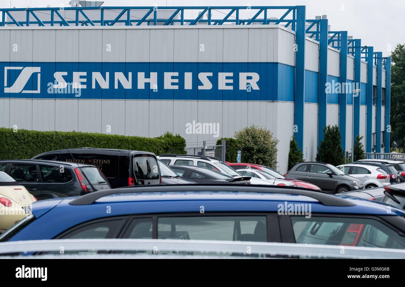 Sennheiser headphones hi-res stock photography and images - Alamy