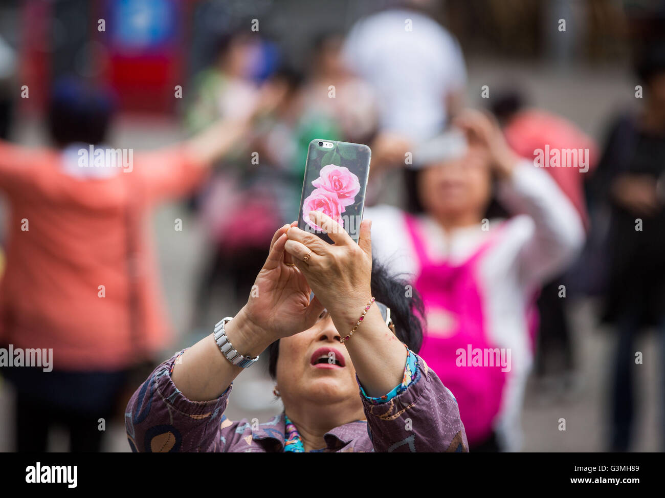 Shell encased hi-res stock photography and images - Alamy