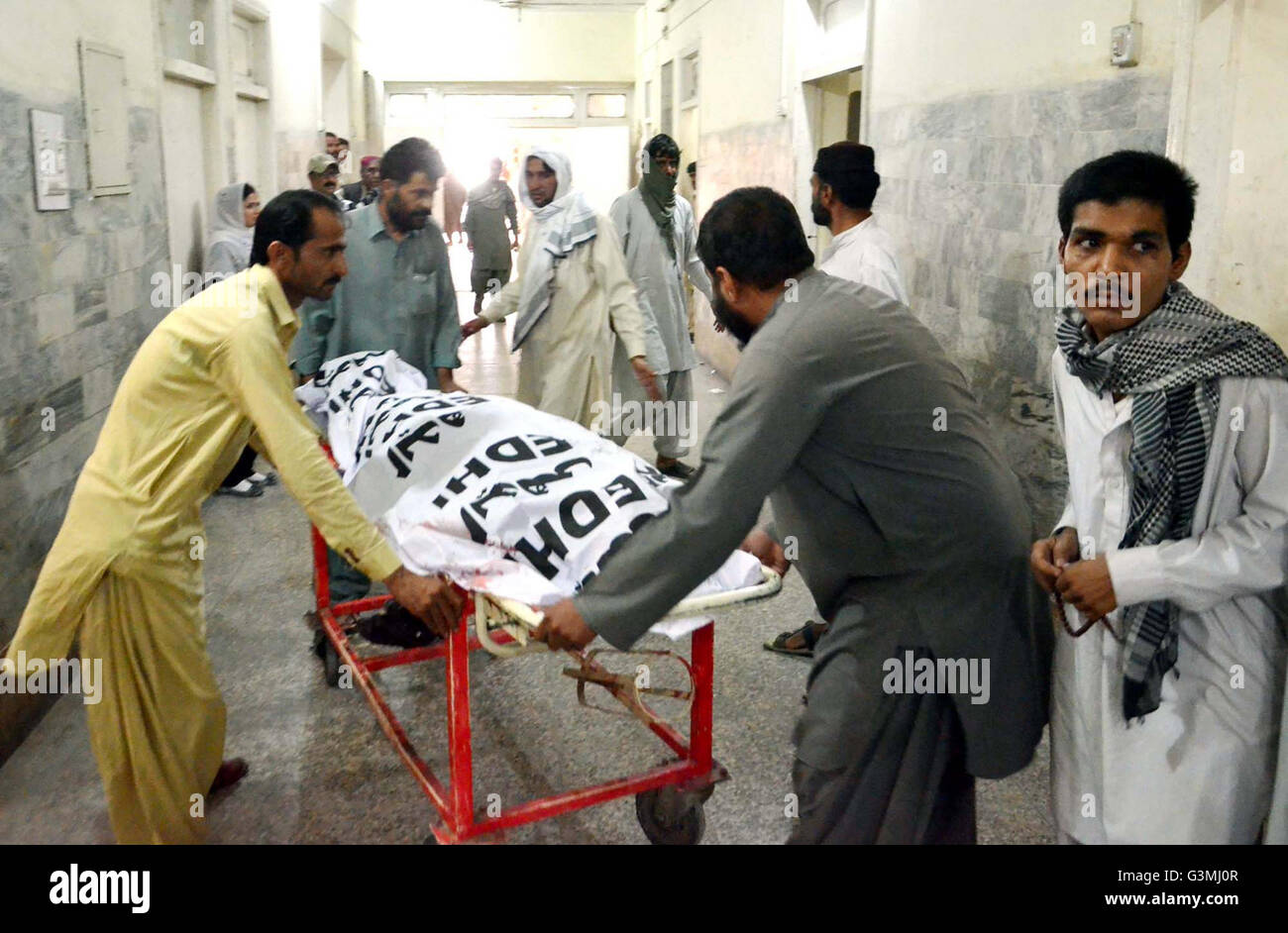 Quetta, Pakistan. 13th June, 2016. Dead body of Police Inspector ...