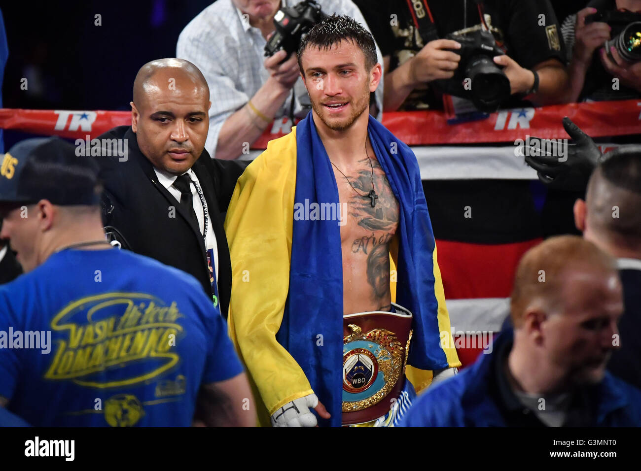 Lomachenko belt hi-res stock photography and images - Alamy
