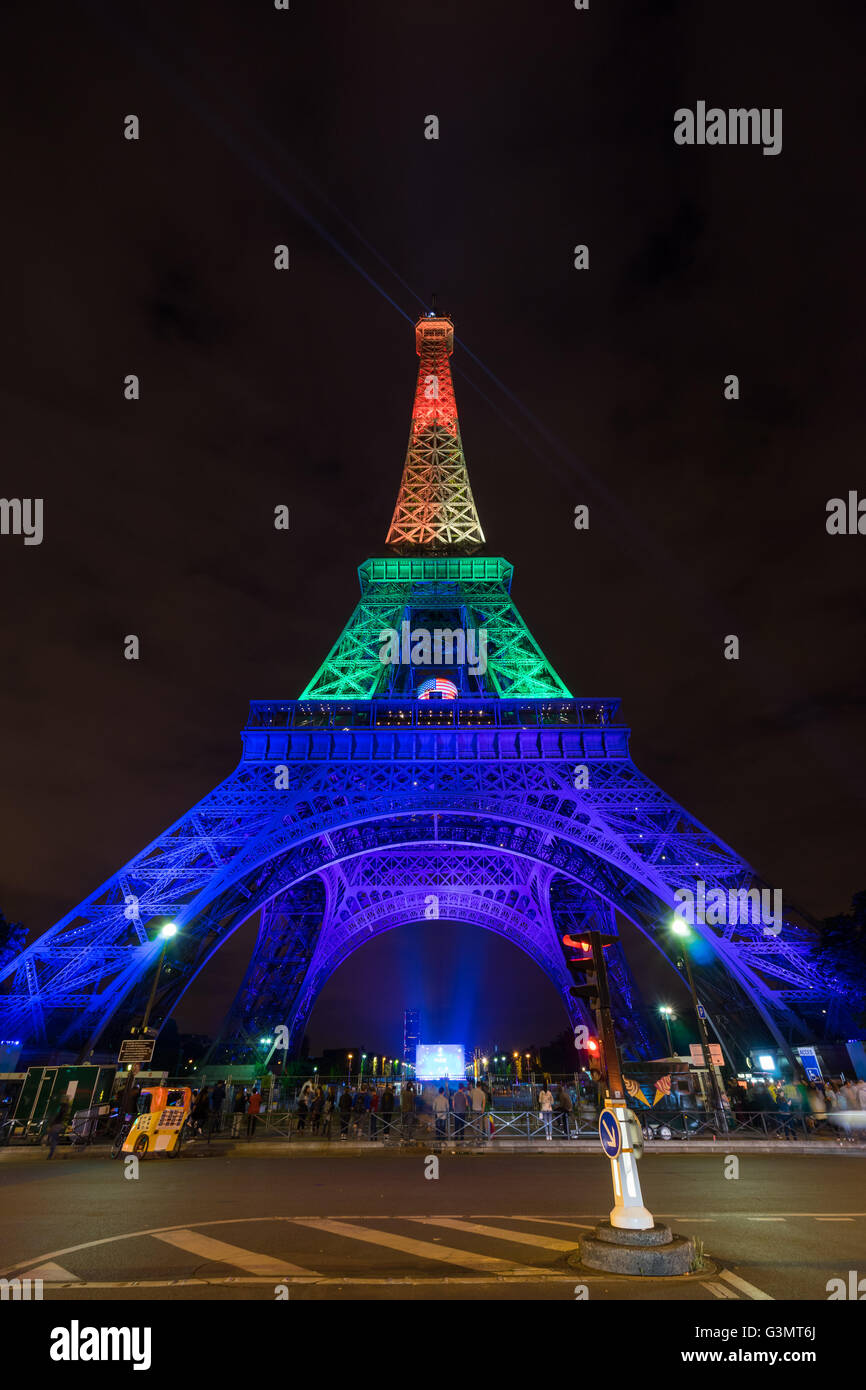 Eiffel tower night flag color hi-res stock photography and images - Alamy