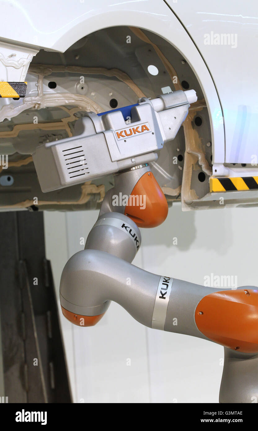 Kuka manufacturing hi-res stock photography and images - Alamy