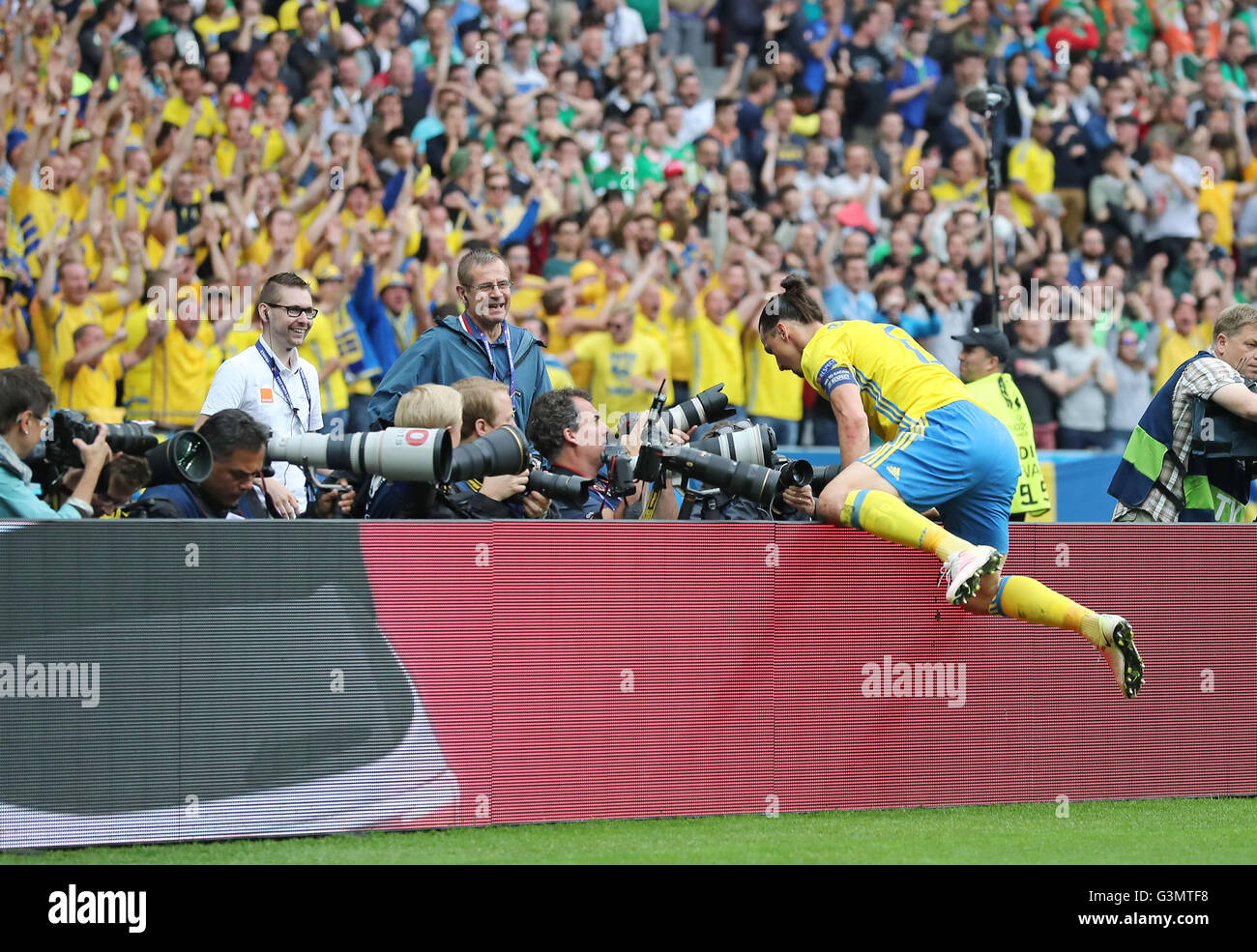 Zlatan ibrahimovic hi-res stock photography and images - Alamy