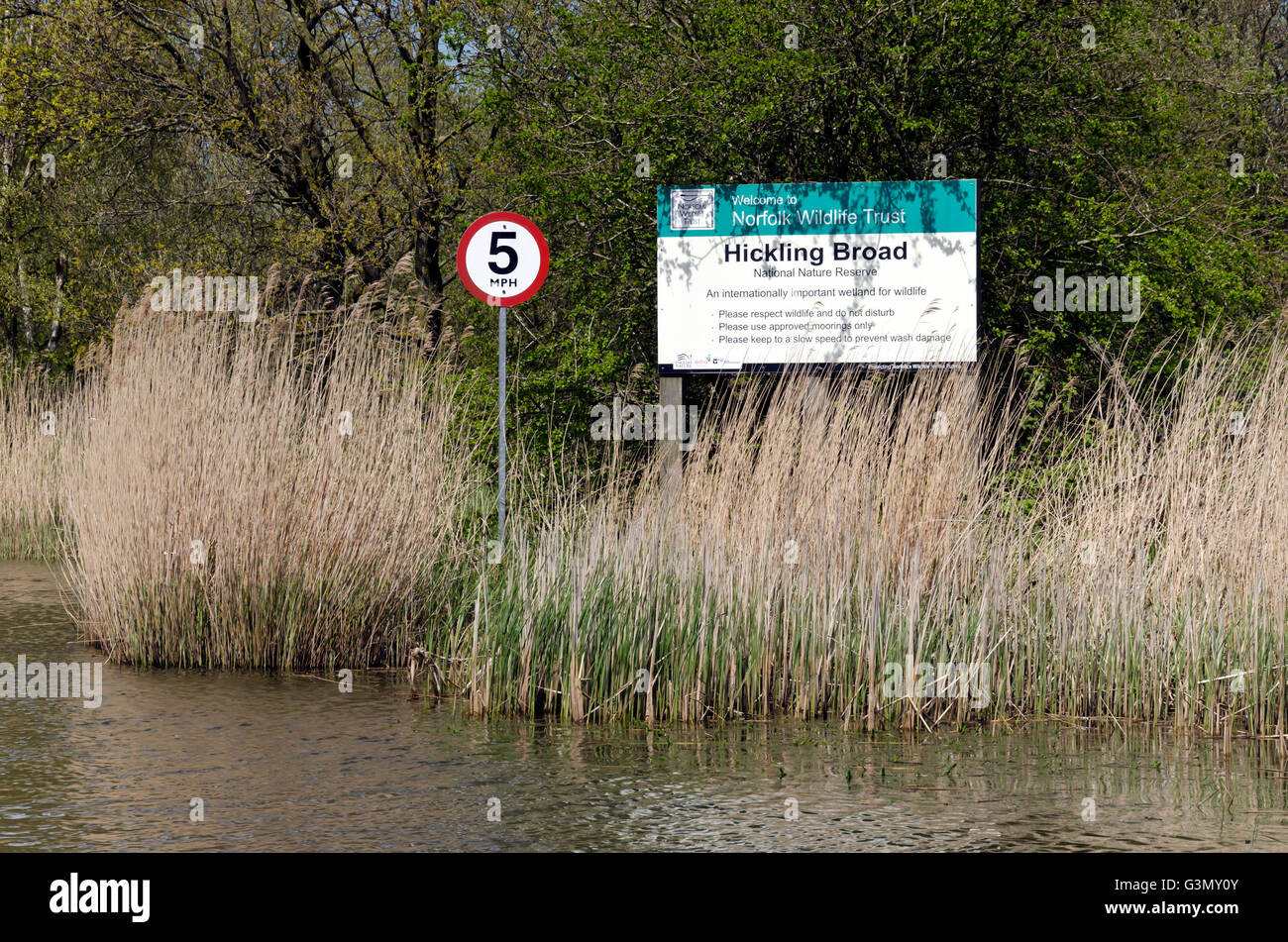 "Road sign" for boat drivers near Hickling on the Norfolk Broads in the ...
