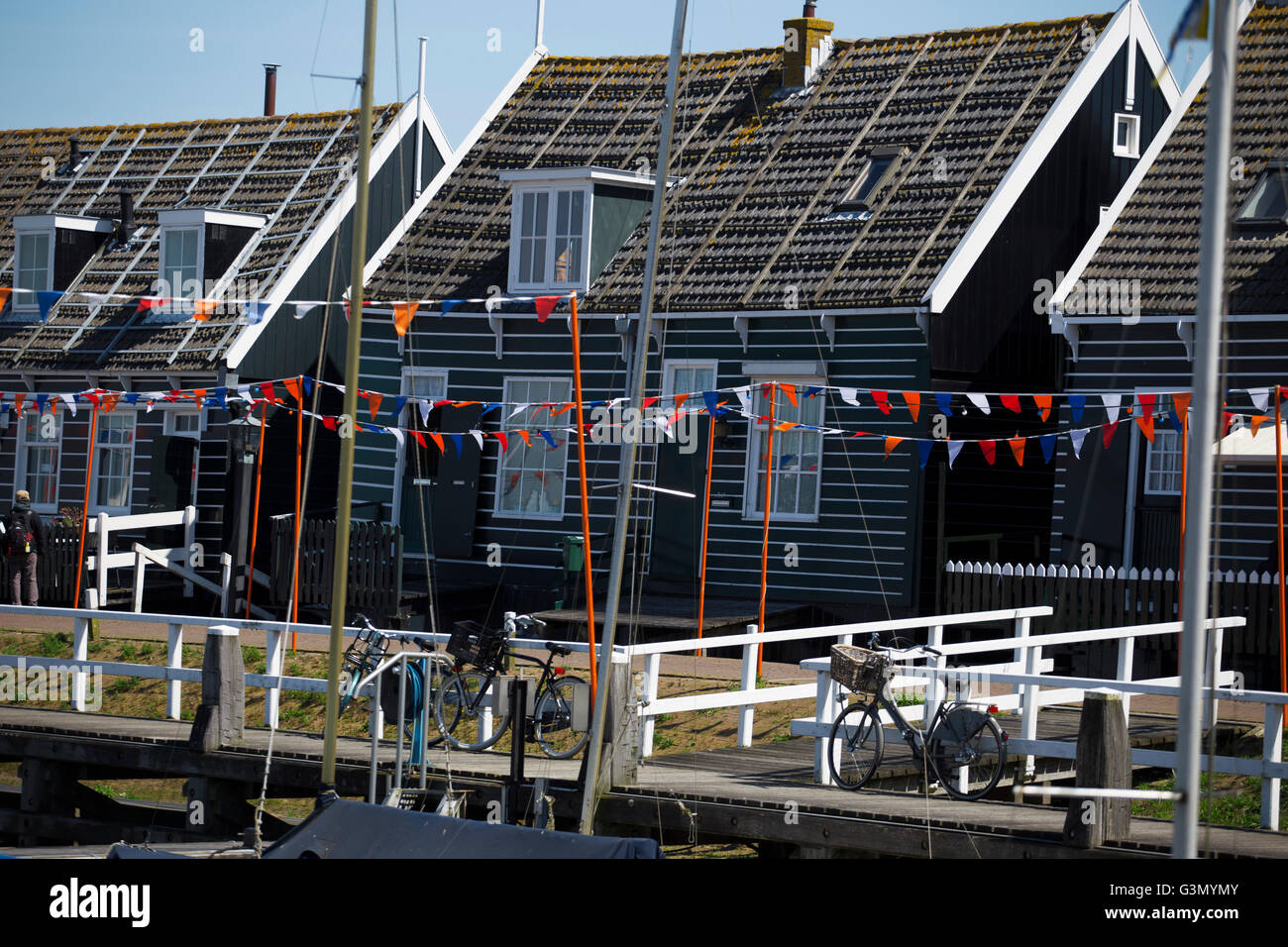 Old fishing green cottages on the island of Marken Netherlands Stock ...