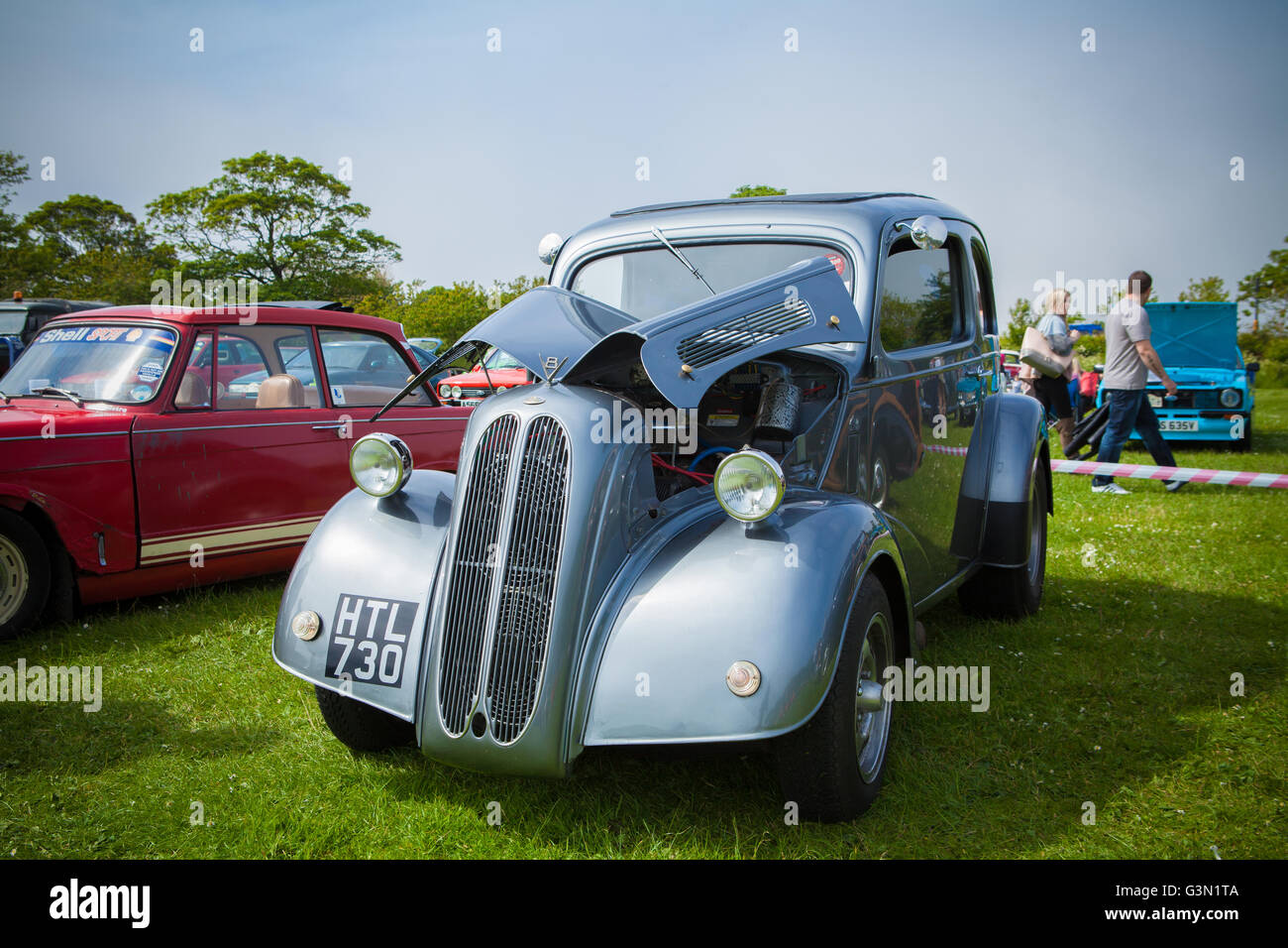 Hull car hi-res stock photography and images - Alamy