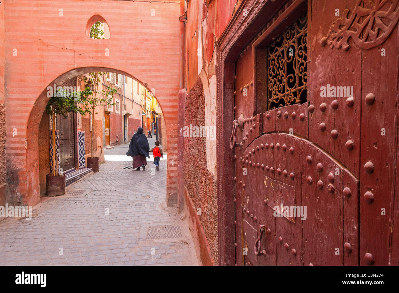 Backalleys hi-res stock photography and images - Alamy