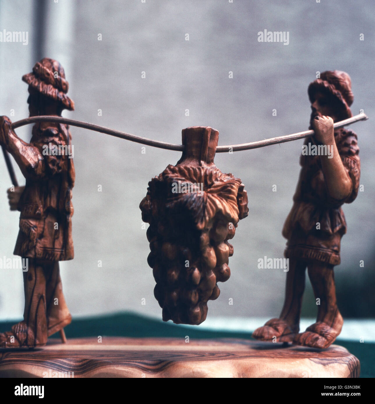 Die biblische Geschichte der Trauben aus Kanaan, Israel 970er Jahre ...