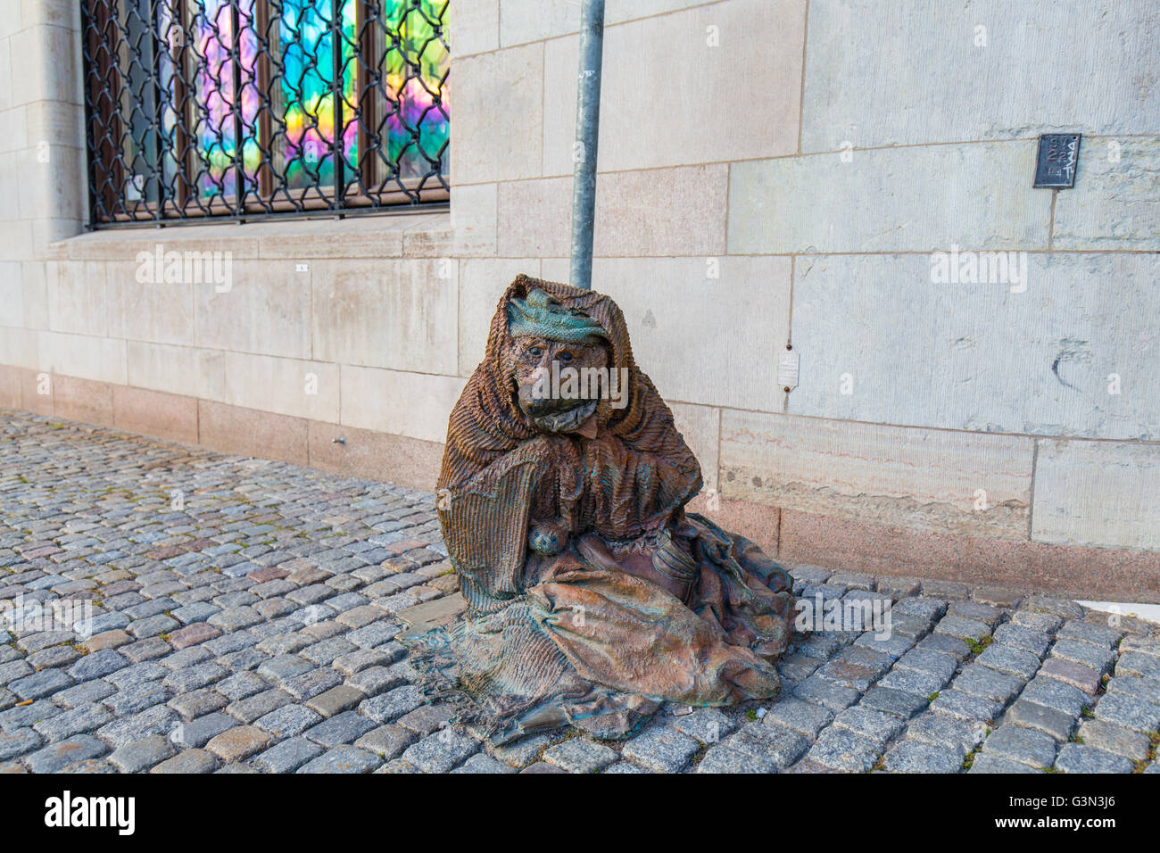 Ragged fox hi-res stock photography and images - Alamy