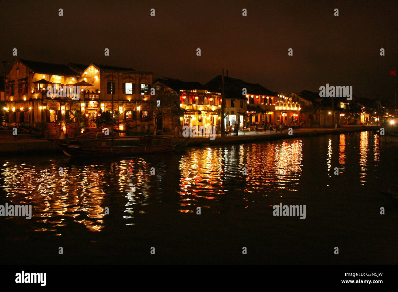 Bach dang river hi-res stock photography and images - Alamy