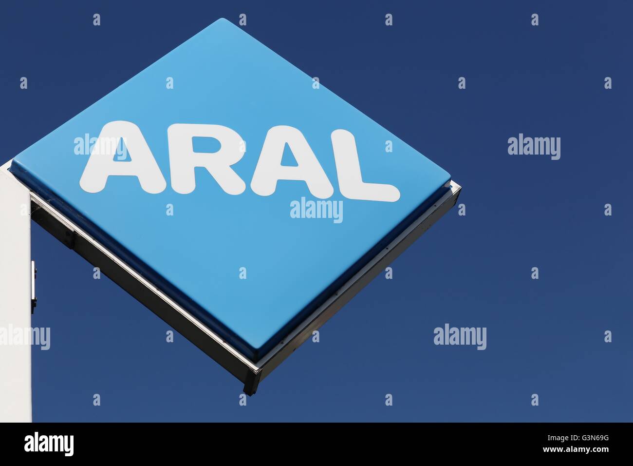 Aral logo on an aral petrol station hi-res stock photography and images ...