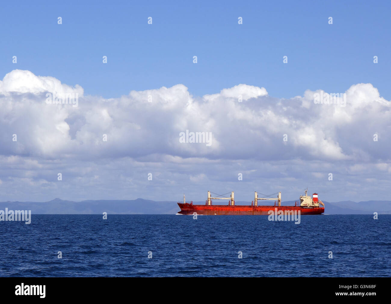 Empty container ship hi-res stock photography and images - Alamy