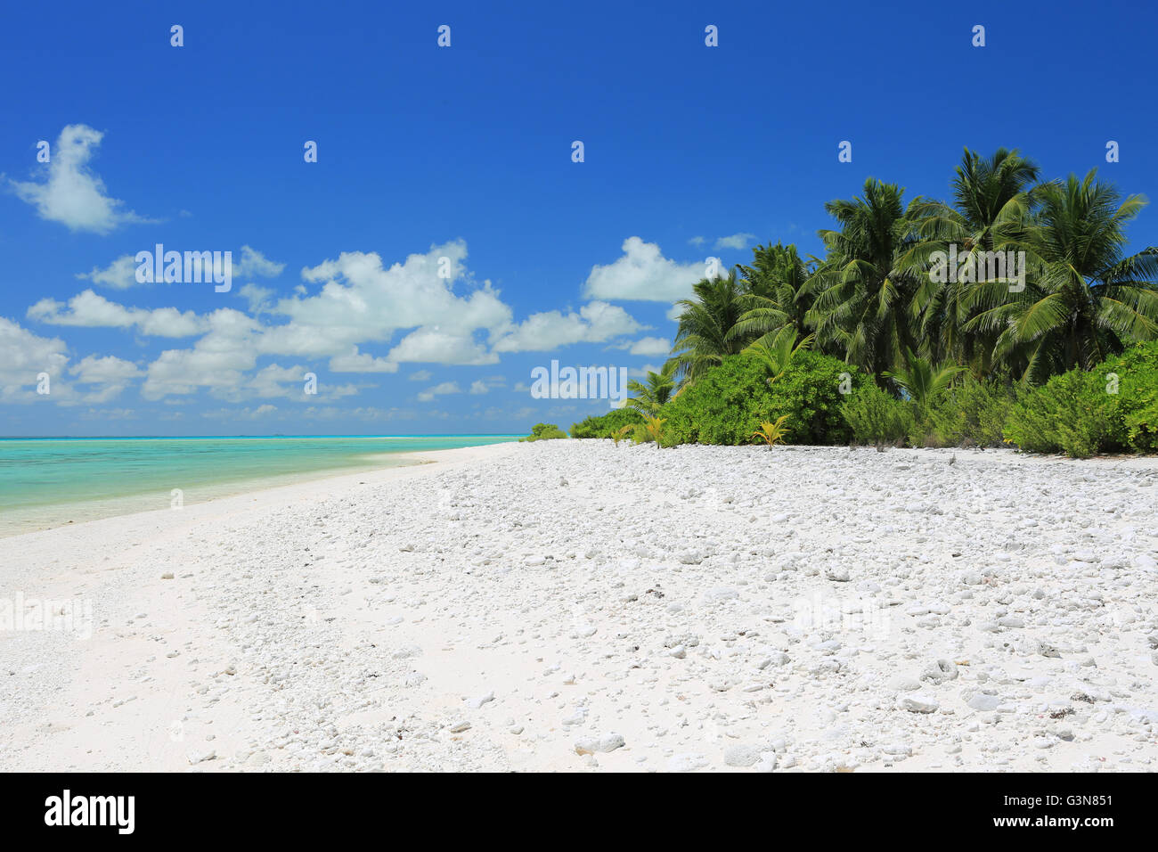 Remote exotic island beach hi-res stock photography and images - Alamy