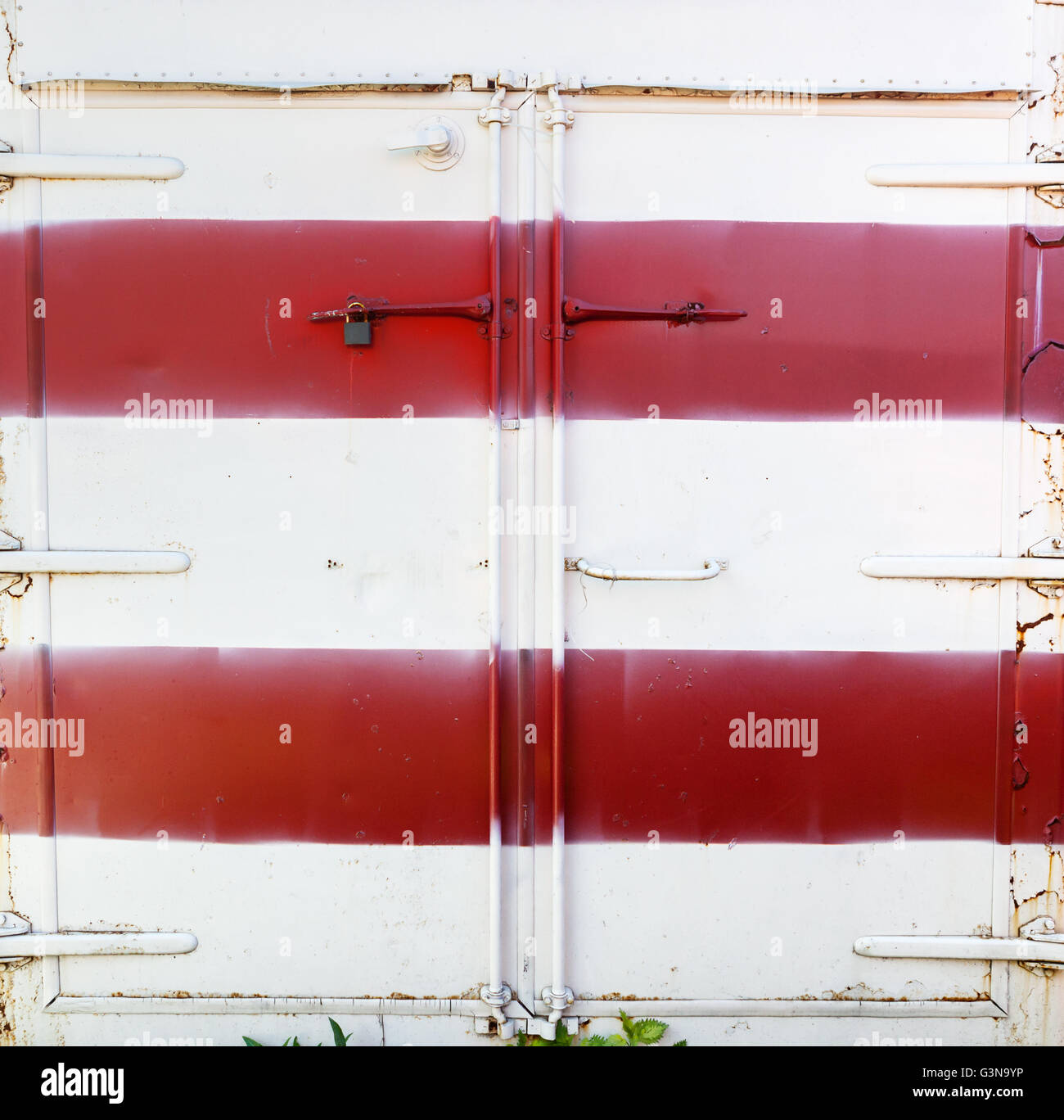 Container door hi-res stock photography and images - Alamy