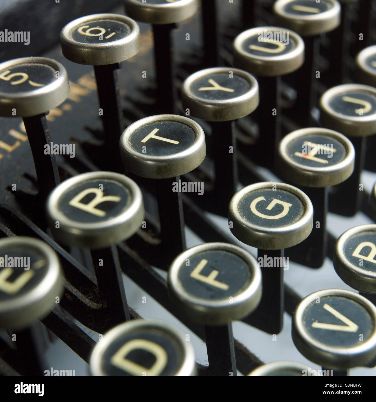 Manual typewriter hi-res stock photography and images - Alamy