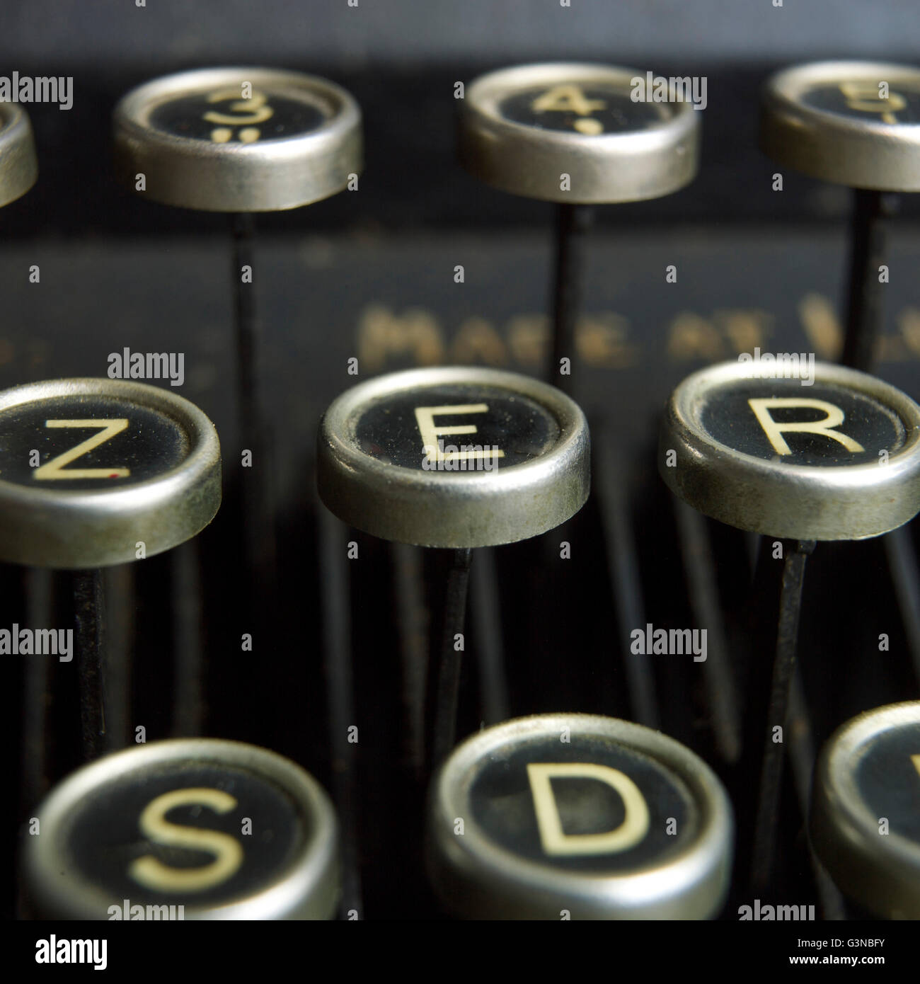 Manual typewriter hi-res stock photography and images - Alamy