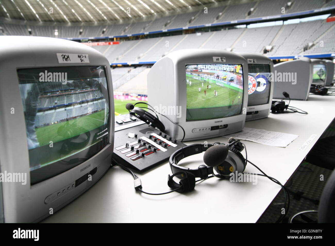 Stadium sets hi-res stock photography and images - Alamy